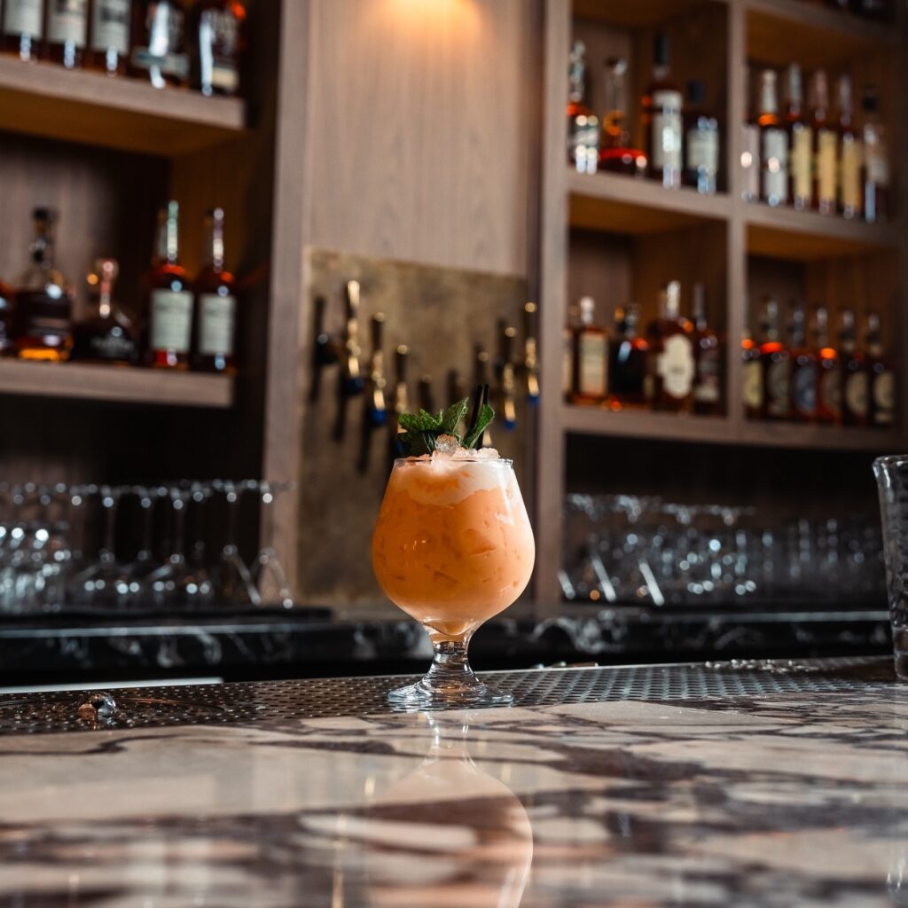 Inauguración del Bar Pretty Ugly en Portland – US Noticias